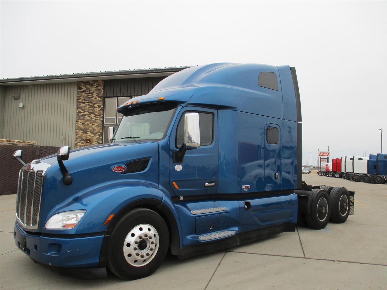 Peterbilt 579 Minneapolis MN