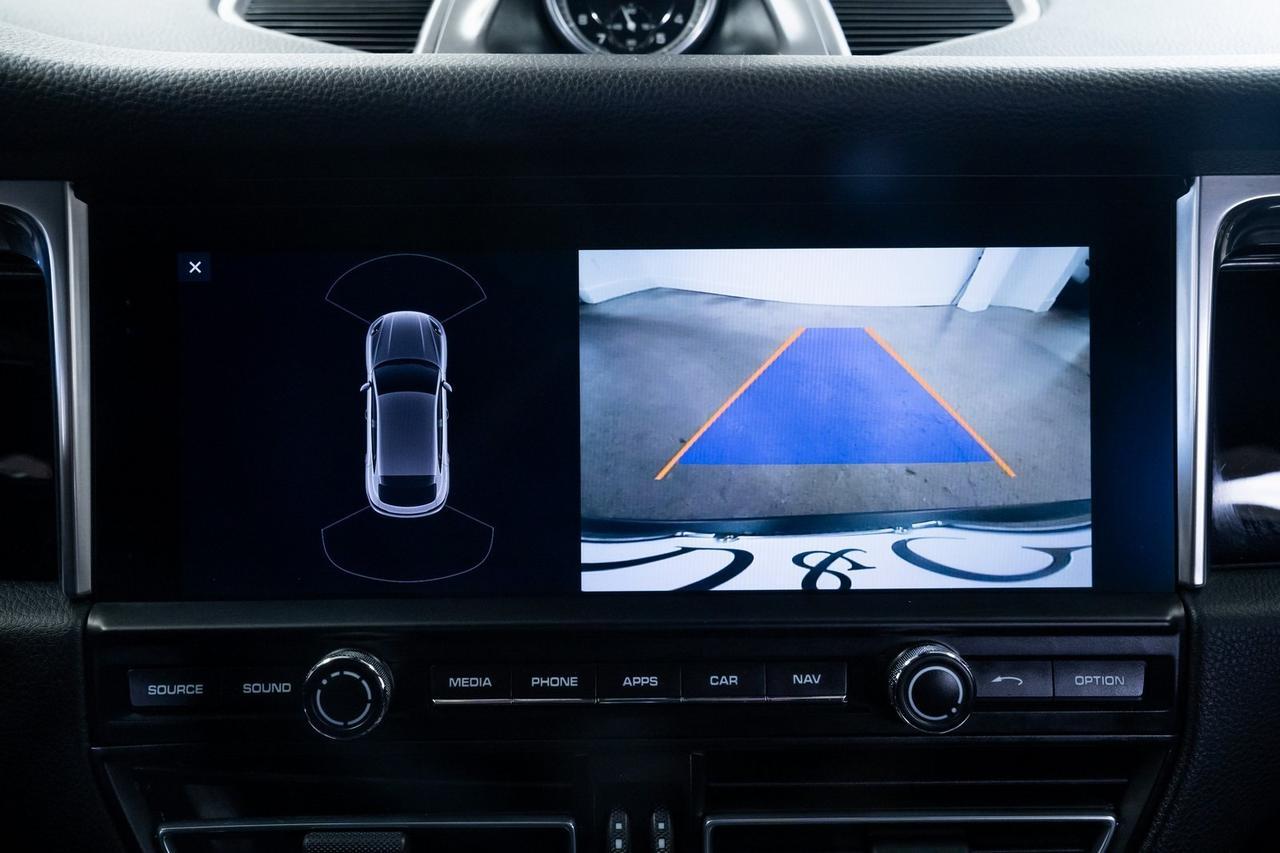 2021 Porsche Macan 1 Owner Premium Package Bose Audio for sale Portland OR