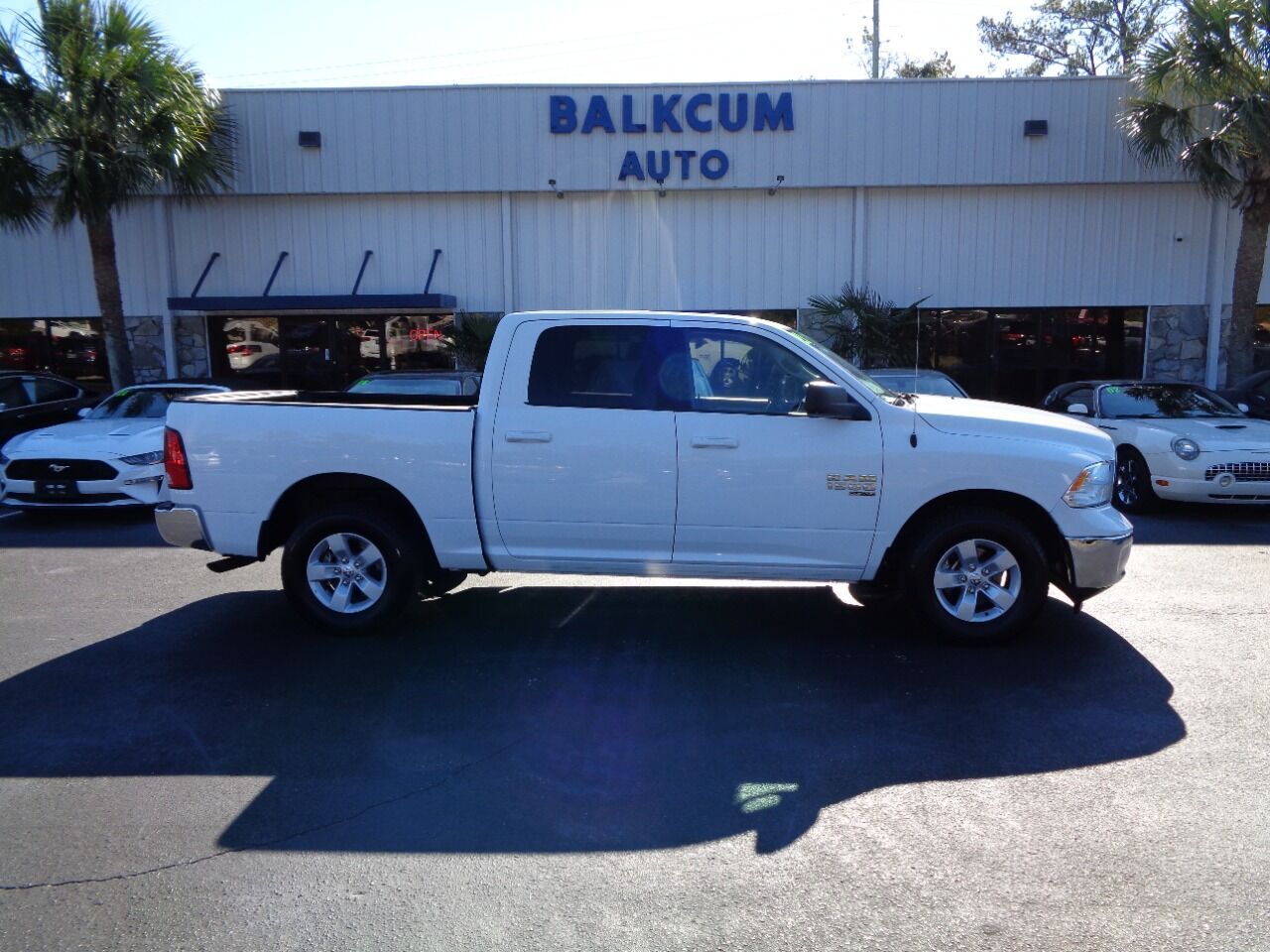 Used 2021 RAM 1500 Classic SLT 4x2 4dr Crew Cab 5.5 ft. SB Pickup in ...