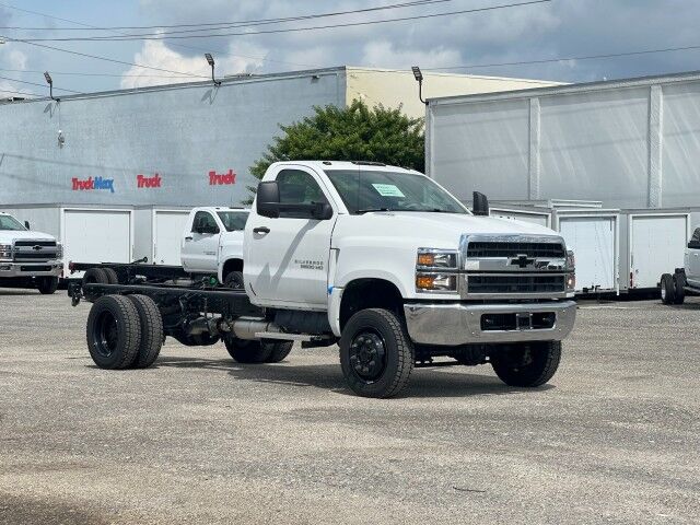 New 2022 Chevrolet Silverado 6500 HD 14' Steel Flatbed Truck in Miami FL