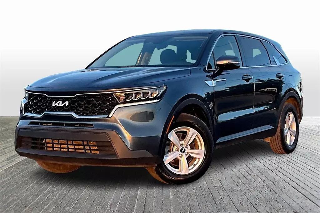 Used 2022 Kia Sorento LX Sport Utility 4D in Maitland FL