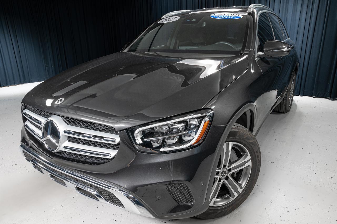 2022 Mercedes-Benz GLC 300 SUV vs. GLC 300 4MATIC® SUV