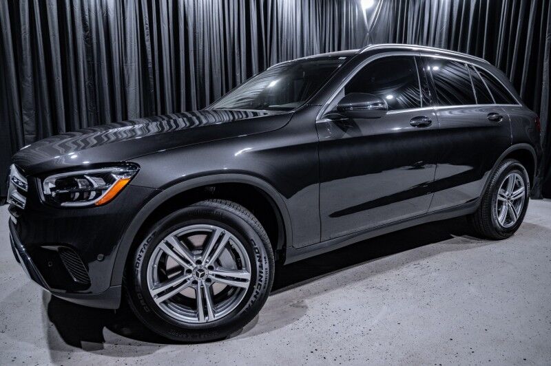 2022 Mercedes-Benz AMG® GLC 43 Coupe vs. 2022 Mercedes-Benz AMG® GLE 53 ...