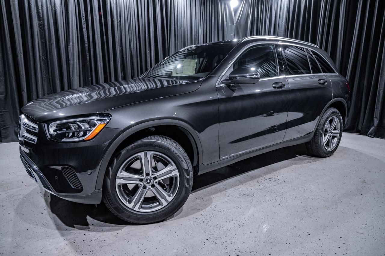 2022 Mercedes-Benz GLC 300 SUV vs. GLC 300 4MATIC® SUV