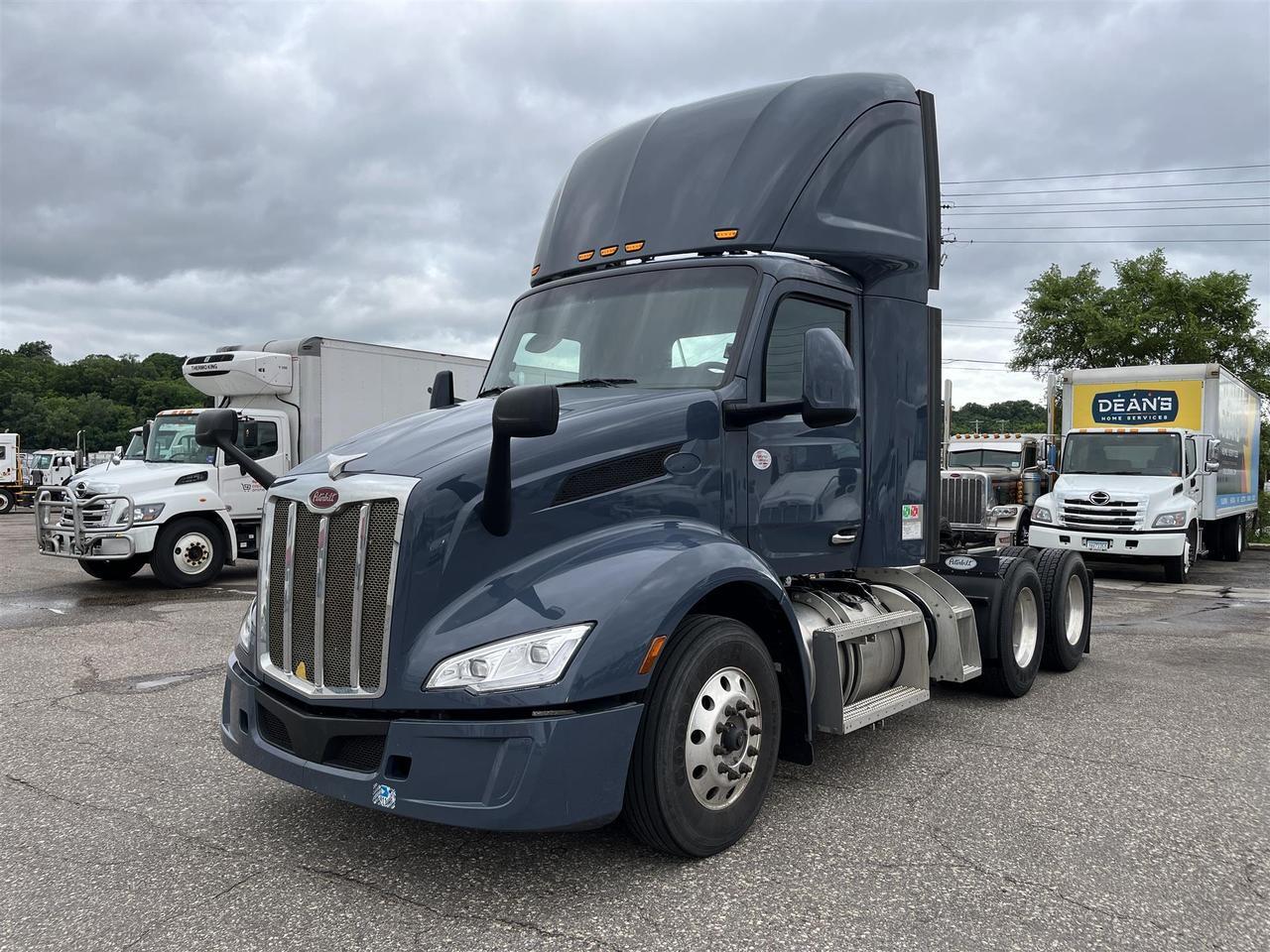 Find 579 trucks for sale at Allstate Peterbilt Group