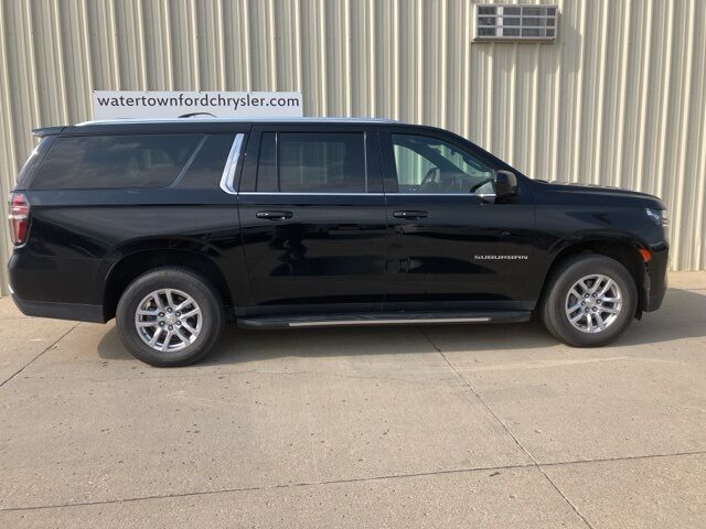 Used 2023 Chevrolet Suburban LT Watertown SD