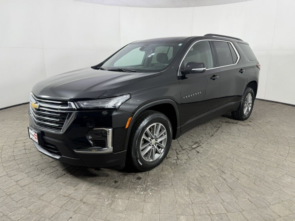 Used 2023 Chevrolet Traverse FWD 4dr LT Cloth w/1LT in Maumee OH