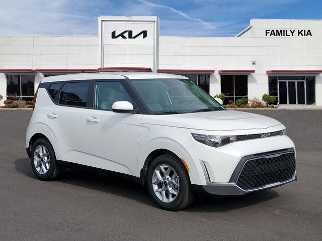 New 2023 Kia Soul LX in St. Augustine FL