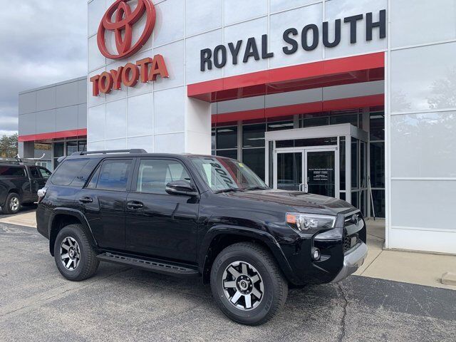 New 2023 Toyota 4RUNNER TRD OFF ROAD PREMIUM in Bloomington IN