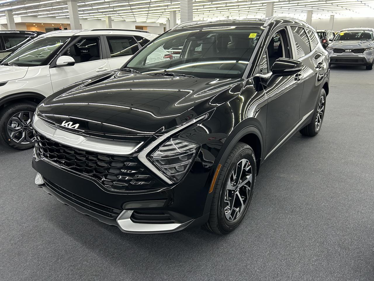 New 2024 Kia Sportage EX AWD in Benwood, WV