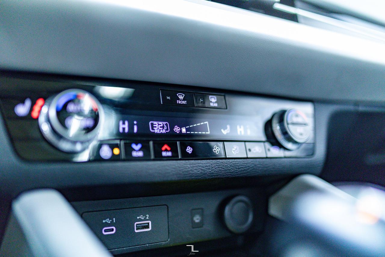 Used 2024 Mitsubishi Outlander AWD SEL Leather Roof Nav in Red Deer AB