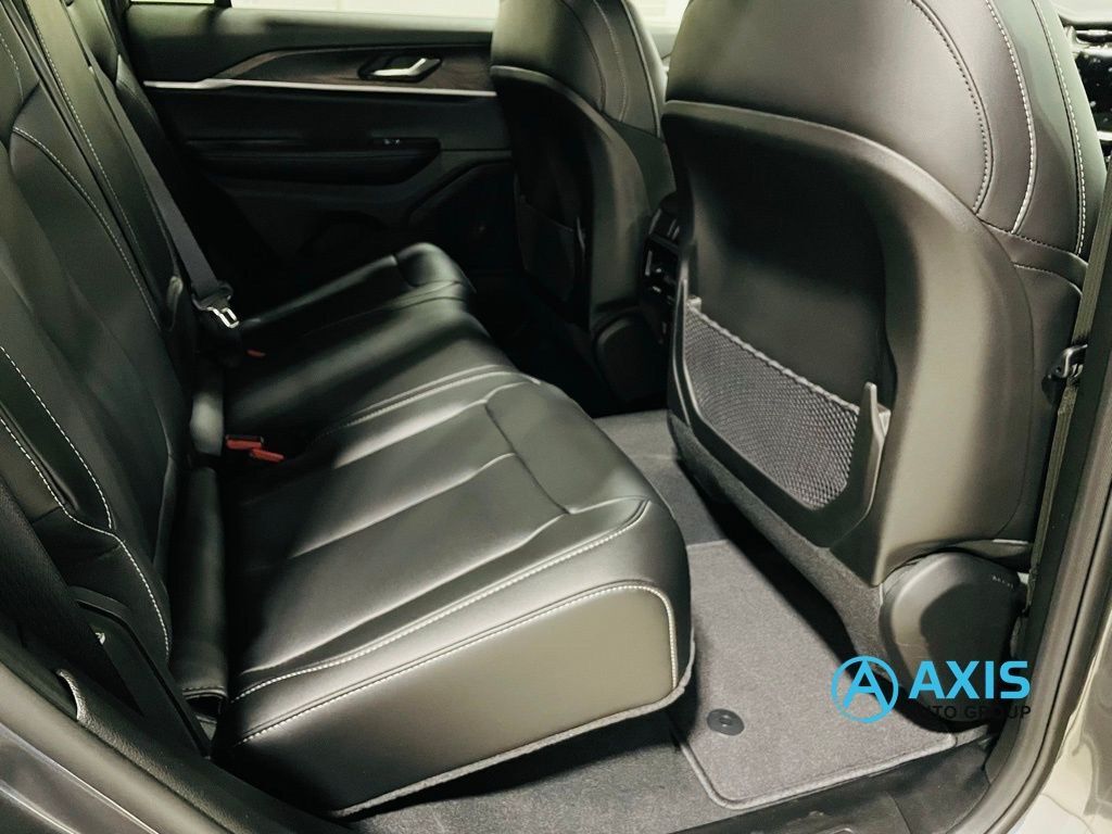 2025 Jeep Grand Cherokee Limited in Jersey City NJ