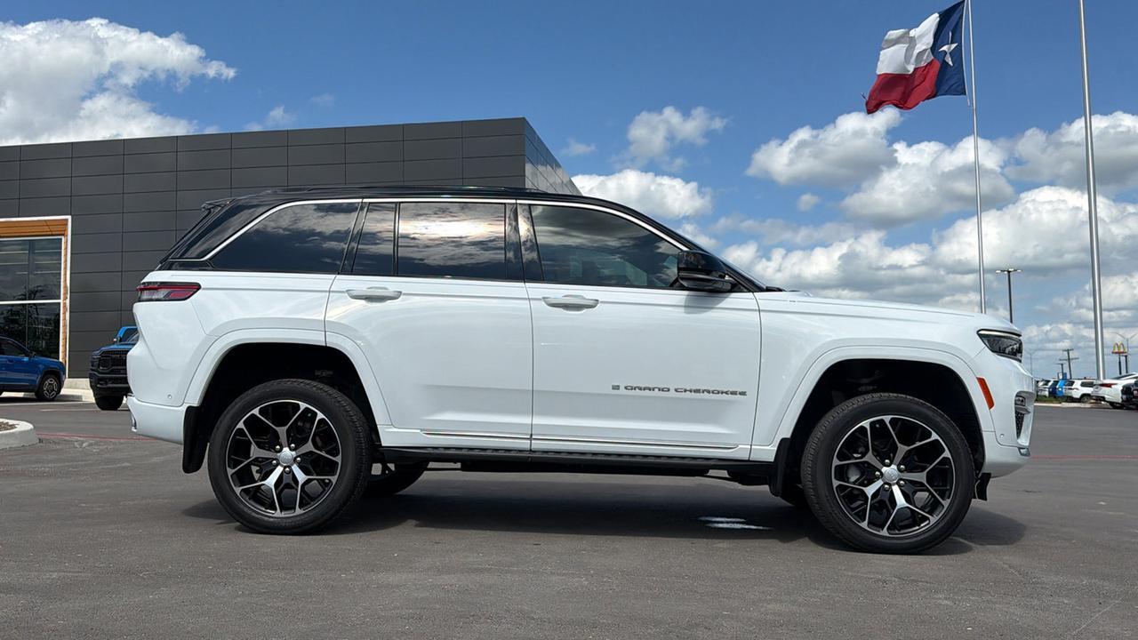 Used 2025 Jeep Grand Cherokee Summit Reserve in New Braunfels TX