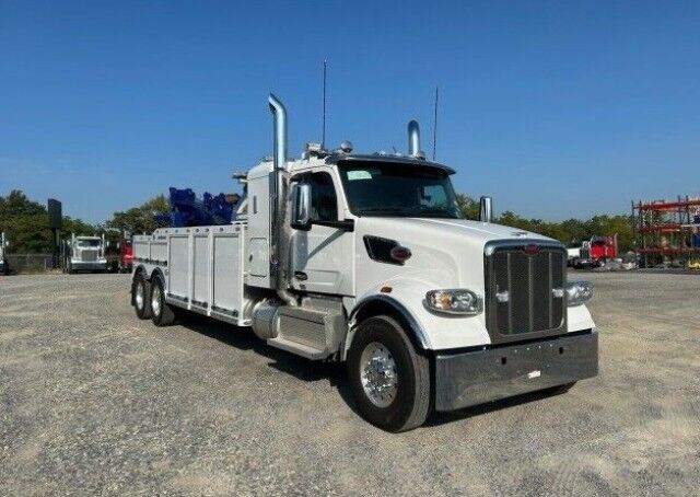 New 2025 Peterbilt 567 44 Sleeper Cab Jerr-Dan JD25 25 Ton Integrated ...