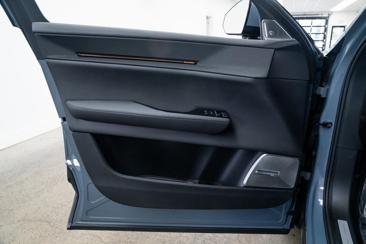2025 Polestar 3 Long Range Dual Motor Bowers & Wilkins Audio Head-Up ...