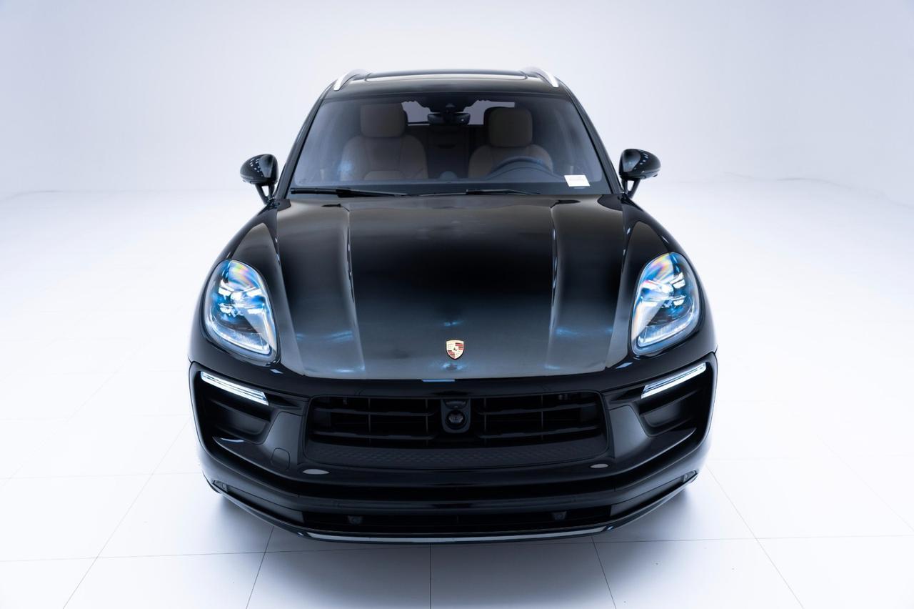 Used 2025 Porsche Macan in Pompano Beach FL
