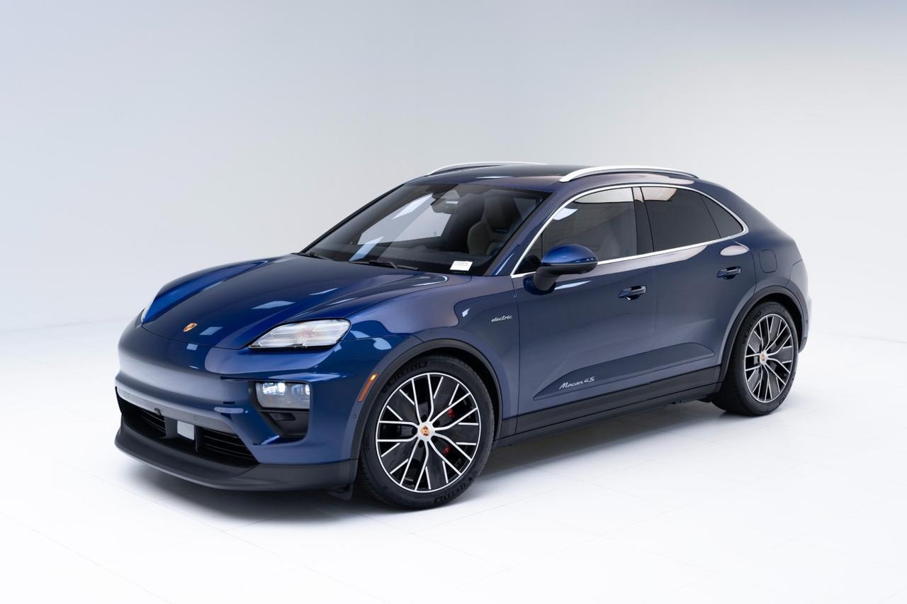 New 2025 Porsche Macan 4S Electric in Pompano Beach FL