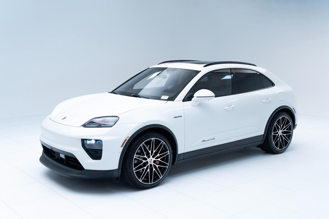 New 2025 Porsche Macan 4S Electric in Pompano Beach FL