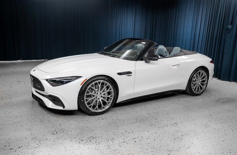 Differences Among the 2025 Mercedes-Benz SL-Class Roadster Trims